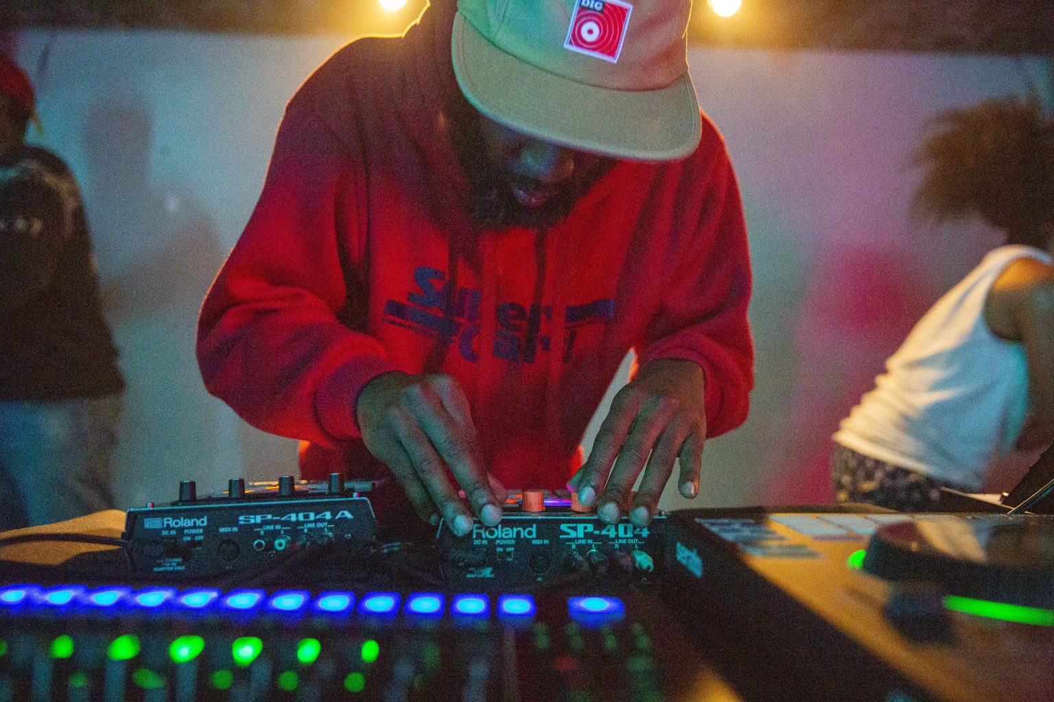 SP-404: DJFX LOOPER and How to Use It - Roland Articles