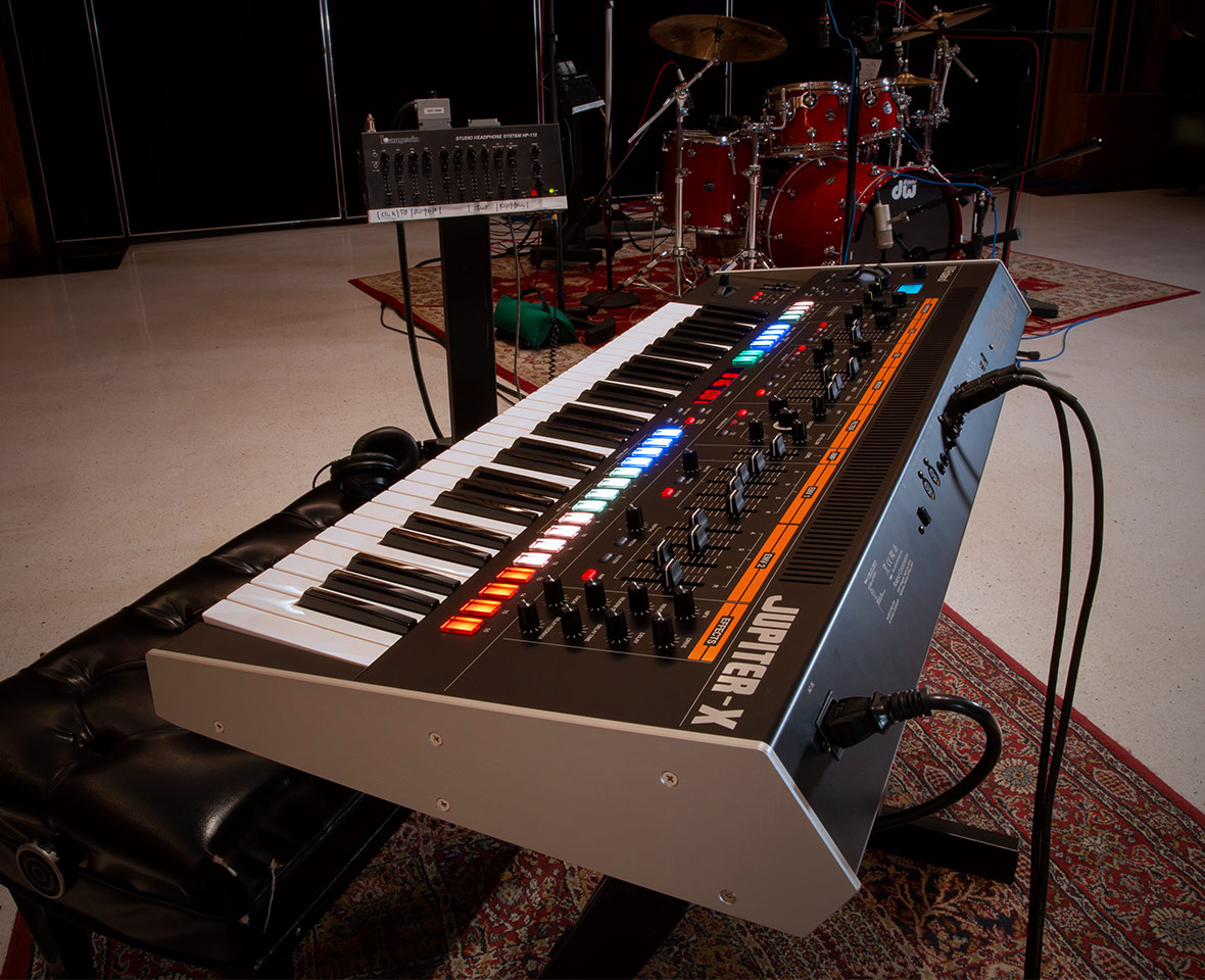 JUPITER: King of the Polysynths - Roland Articles